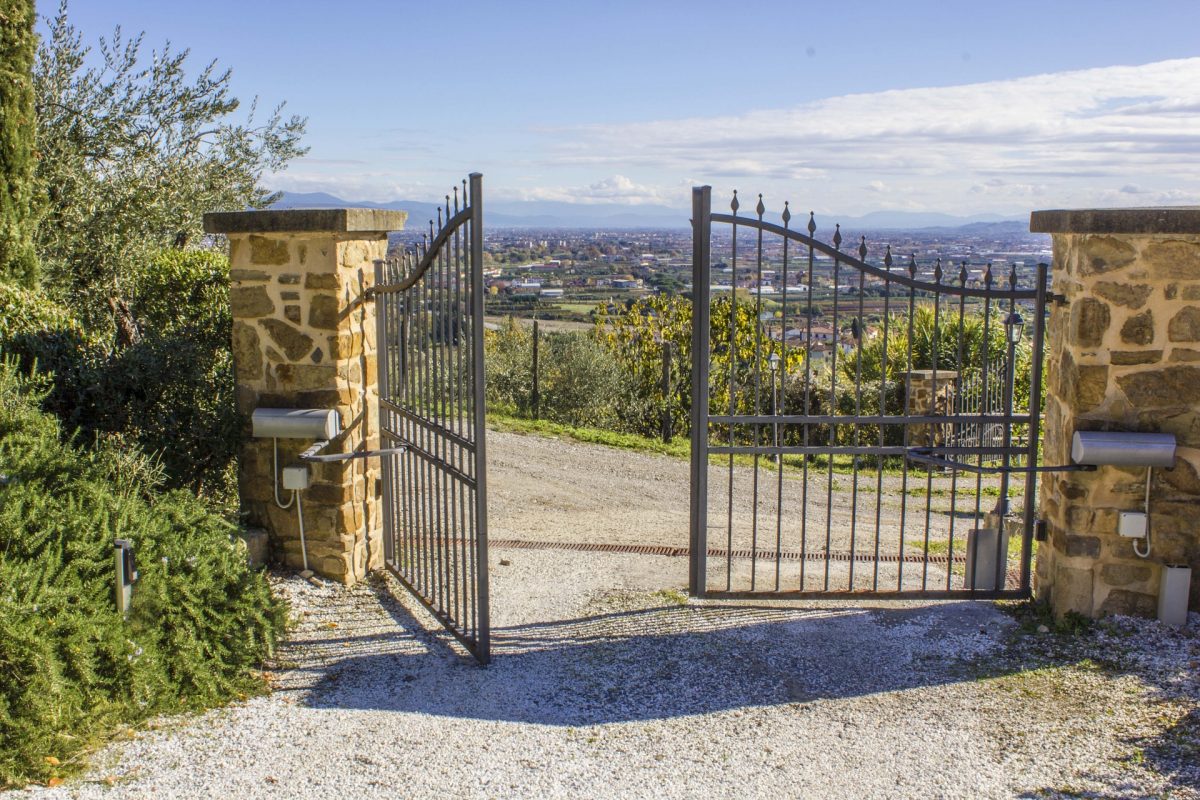 6 Benefits Of An Automatic Gates - Gate Near Me - The Best For Your Gate